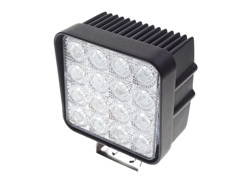 48W LED Arbejdslampe, Firkantet 10 - 30V, 2880 lm - Matronics
